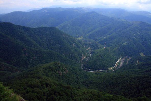 Parcul National Defileul Jiului | Centrul de pelerinaj "Sf. Parascheva ...