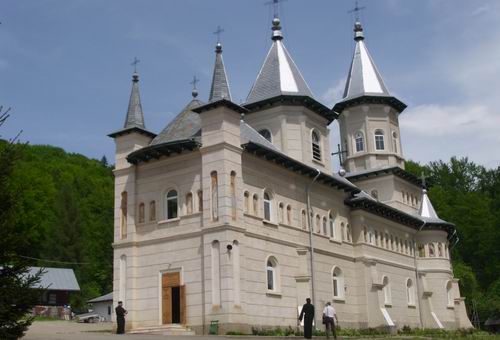 Pelerinaj la Mănăstirea Nechit | Centrul de pelerinaj "Sf. Parascheva" Iasi