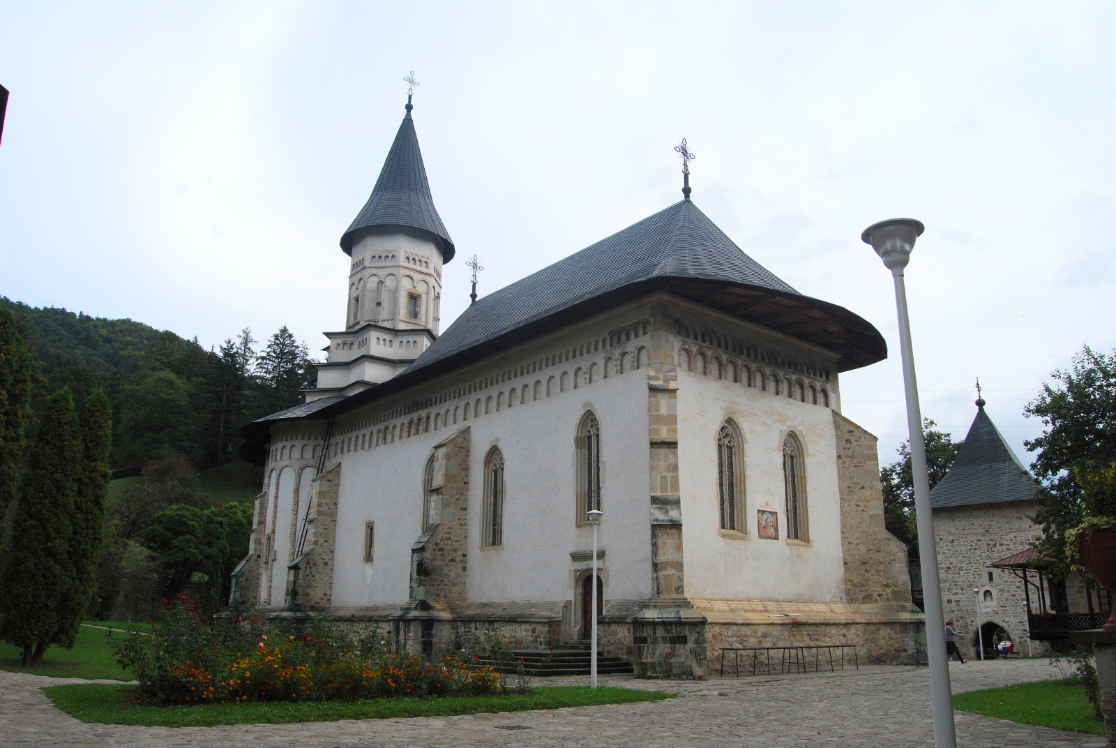 Pelerinaj la Mănăstirea Nechit | Centrul de pelerinaj "Sf. Parascheva" Iasi